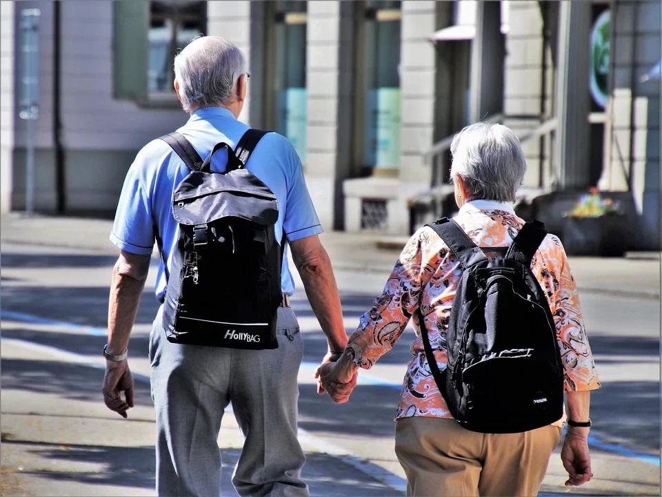 Best Travel Insurance Plans for Seniors [Ages 65, 70, 80+]