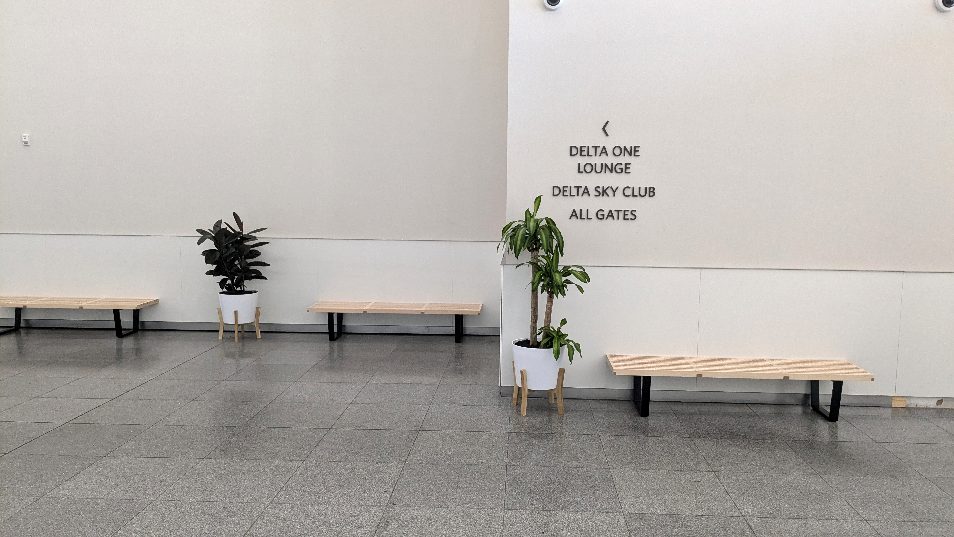 Exploring the Delta One Lounge at JFK: An In-Depth Review