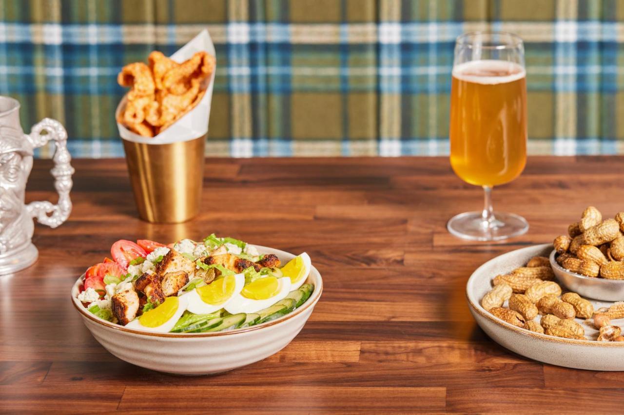 10 U.S. Hotels With Exceptional Farm-To-Table Dining Experiences