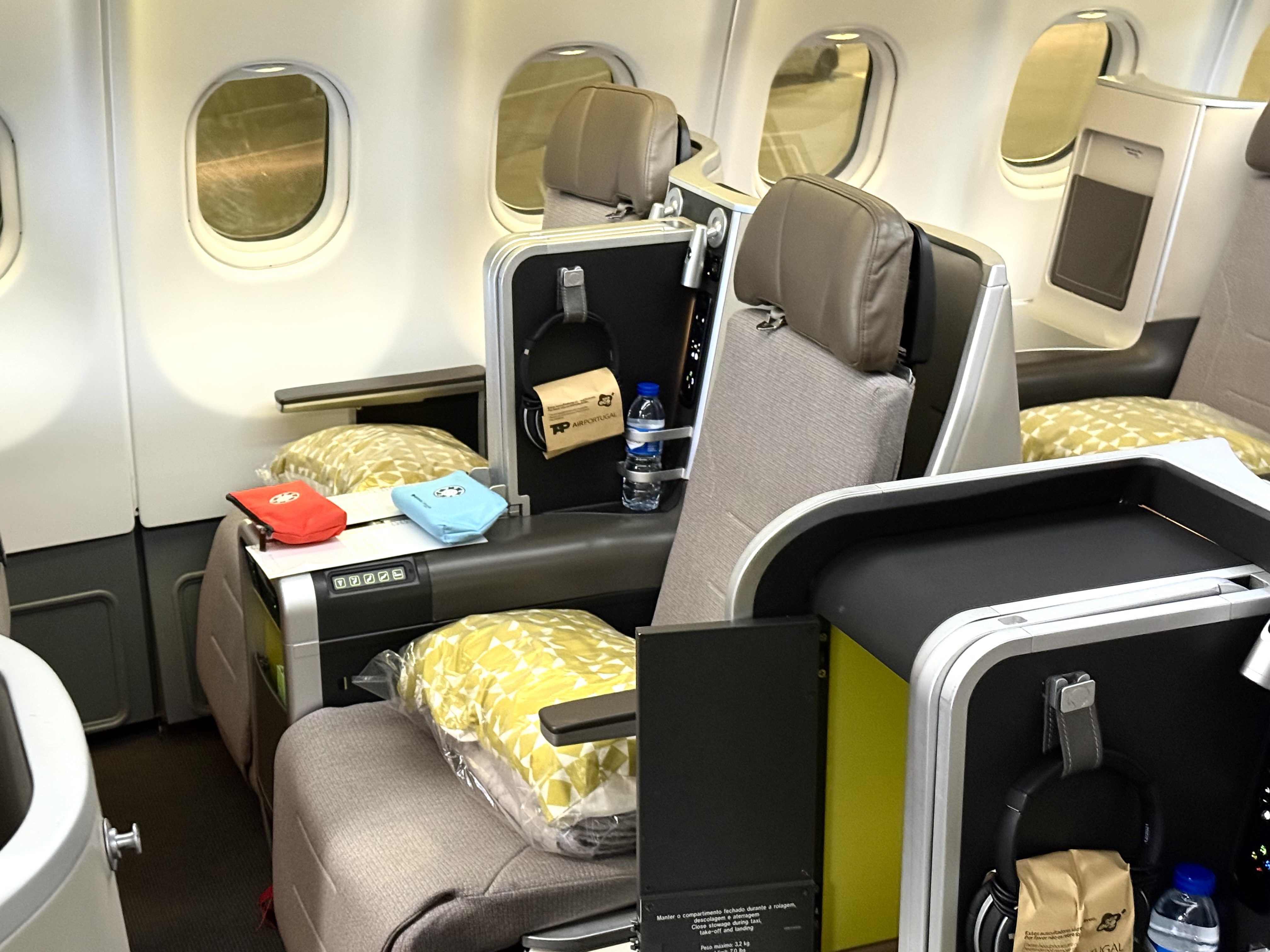 TAP Air Portugal Review — Seats, Amenities, Baggage, and More