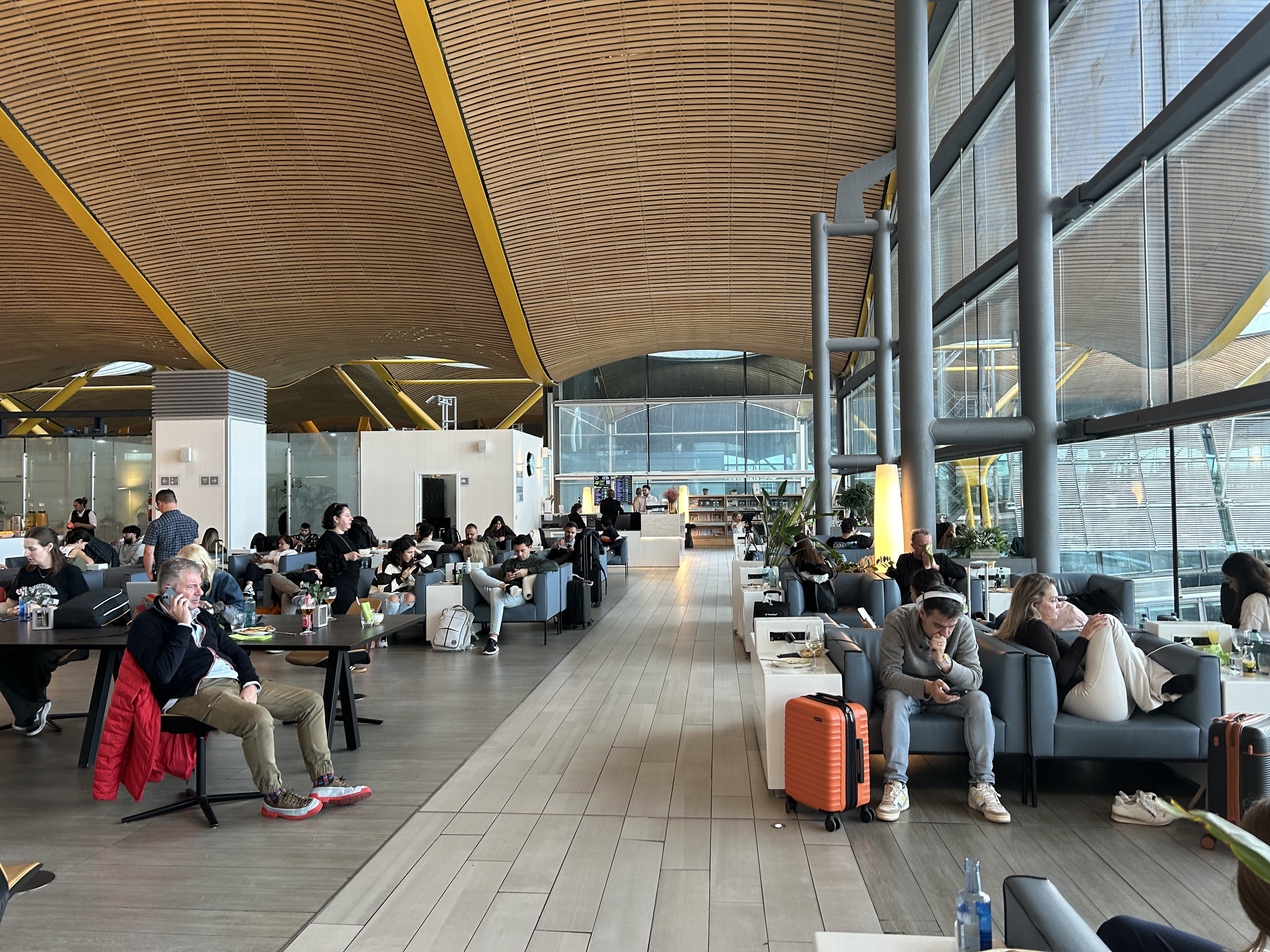 Which Credit Cards Still Offer Free Priority Pass Guest Access?